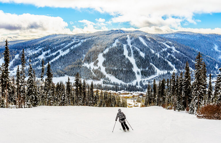 These Top 5 Canadian Ski Resorts Are a Perfect 10 | Ship Skis